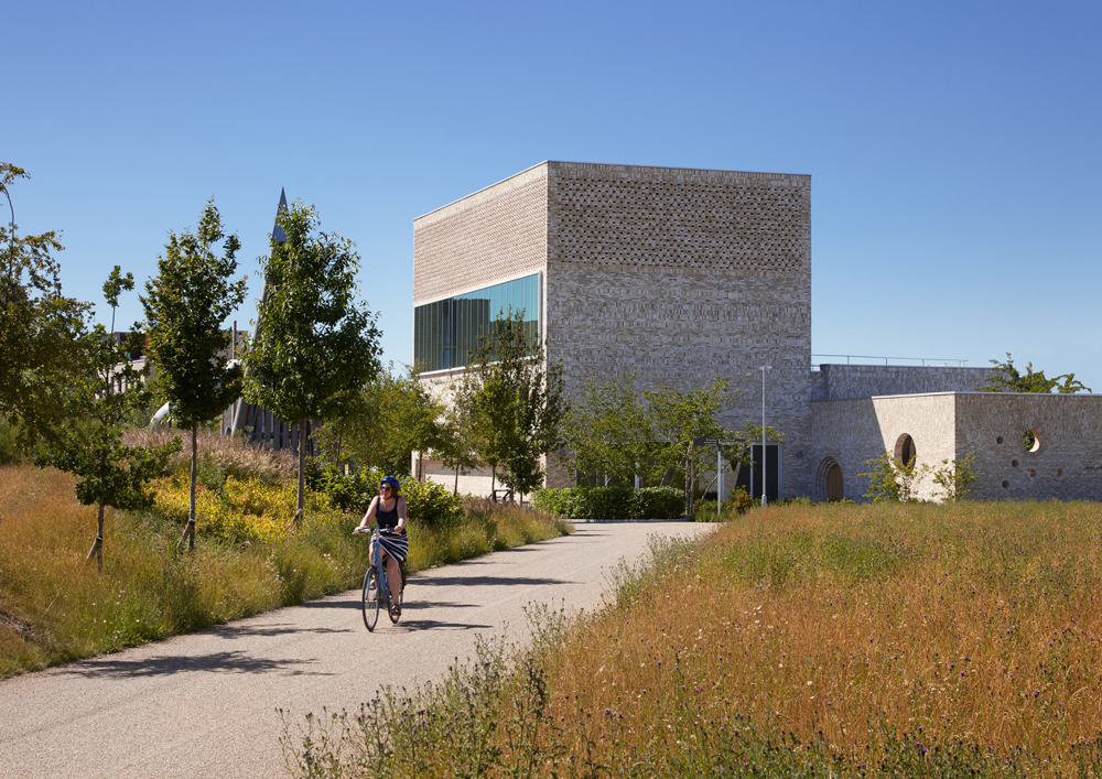 Storey's Field Centre and Eddington Nursery | EUmies Awards