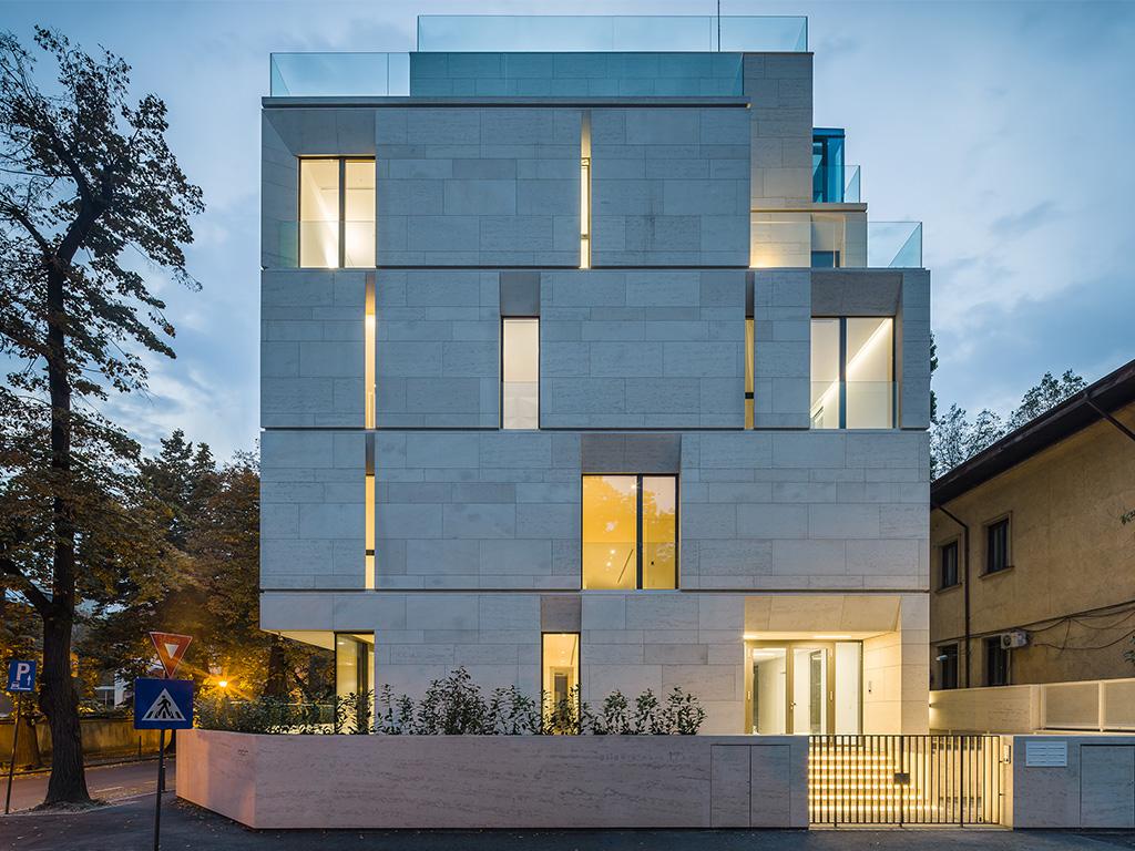 Mora Residential Building | EUmies Awards