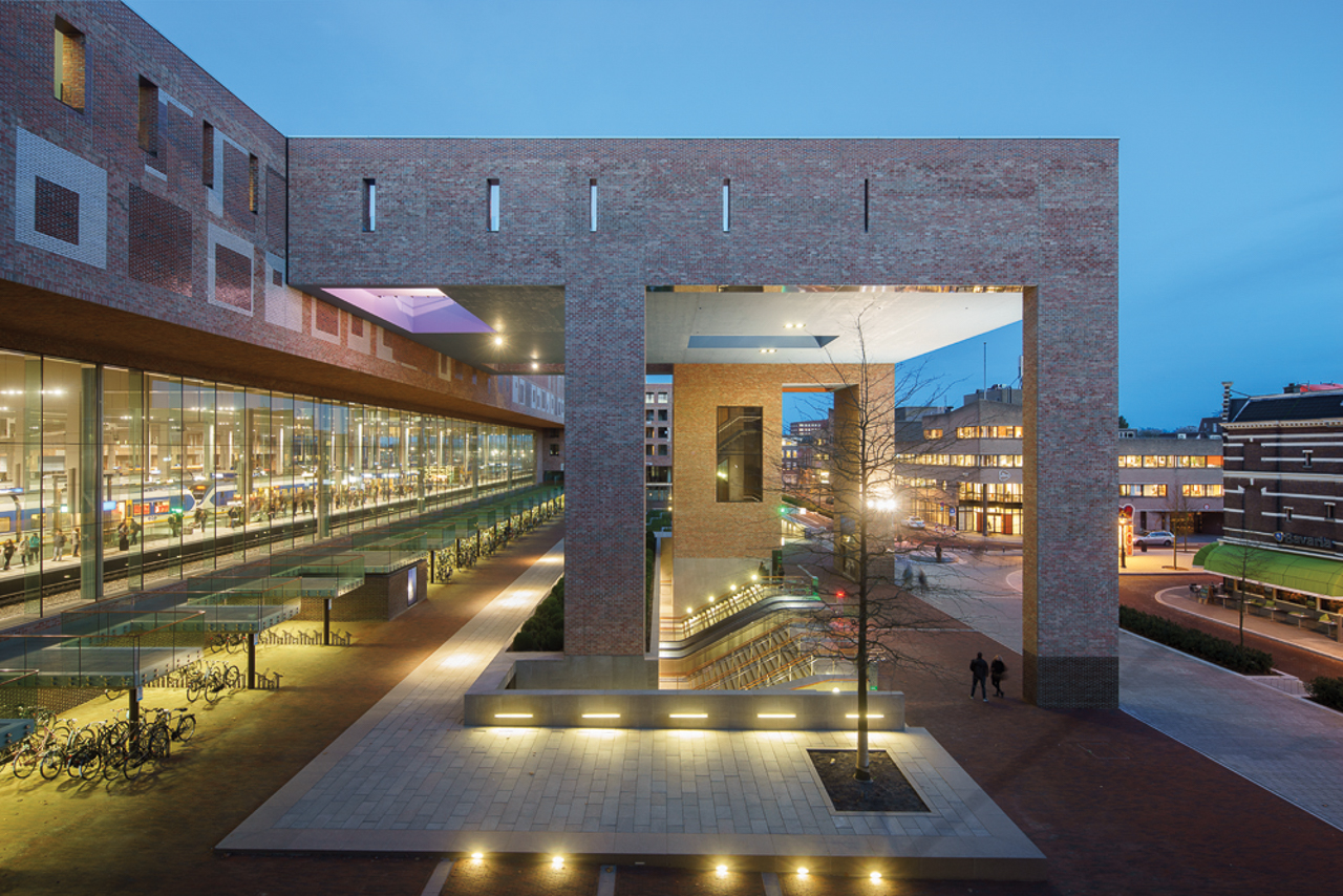 Public transport terminal building | EUmies Awards