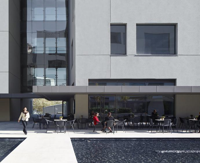 Tekfen Kagithane Offices | EUmies Awards