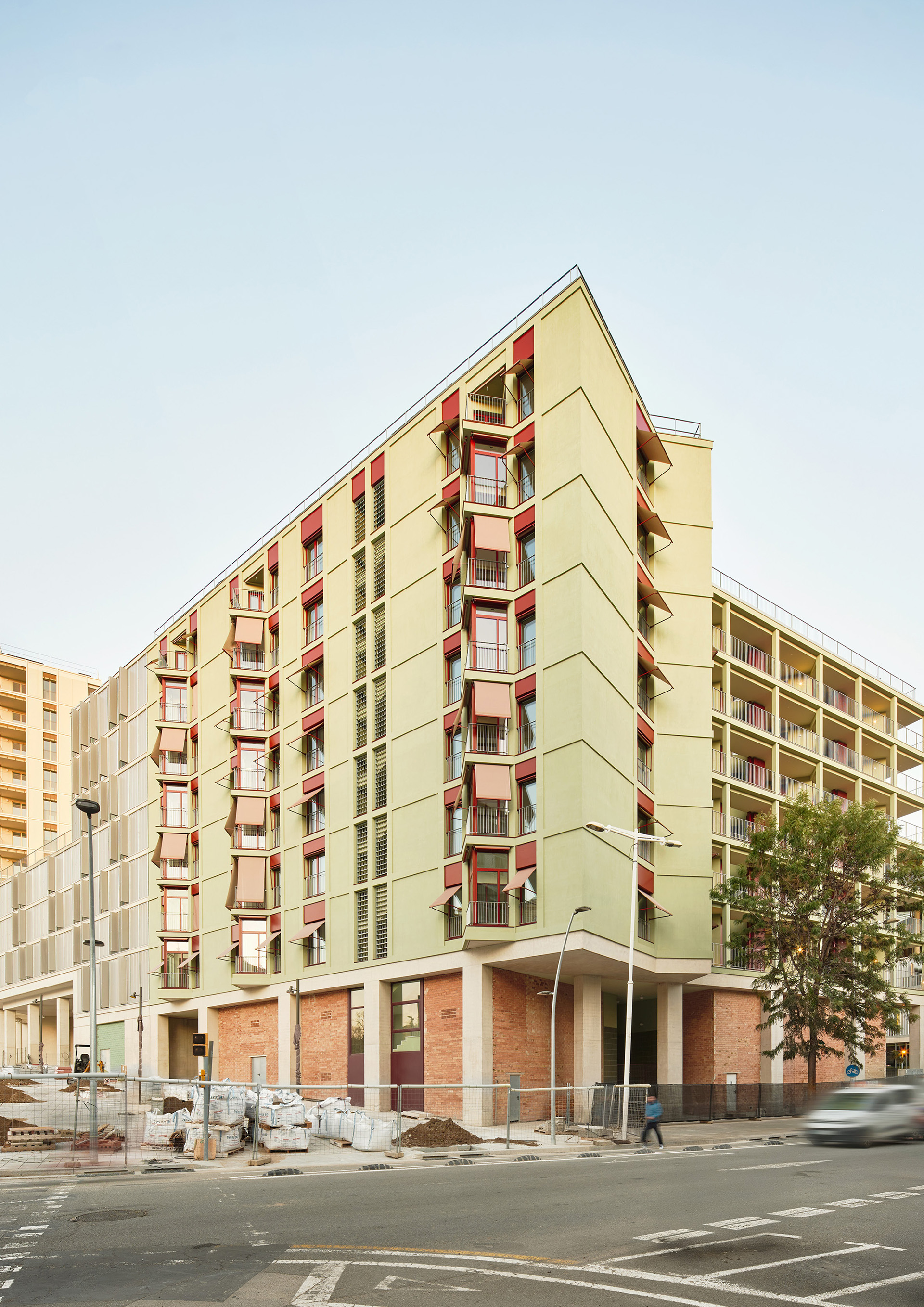Community of Rooms - Glòries Block Building A | EUmies Awards