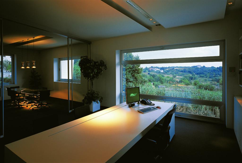 Lumenart - House of light, office building | EUmies Awards