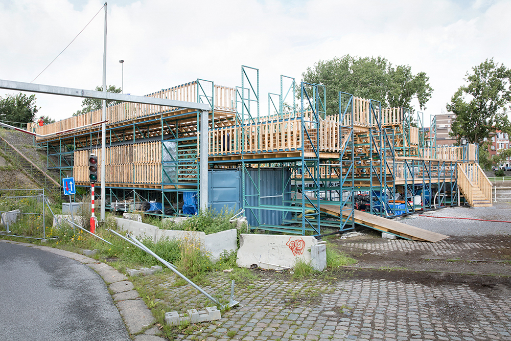 Open air swimming pool FLOW | EUmies Awards