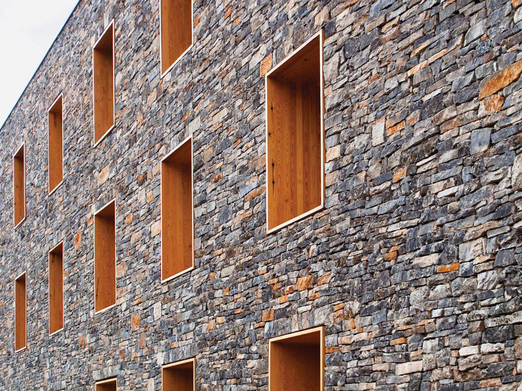 Administrative Building of the Hydroelectric Plants on Drina | EUmies ...