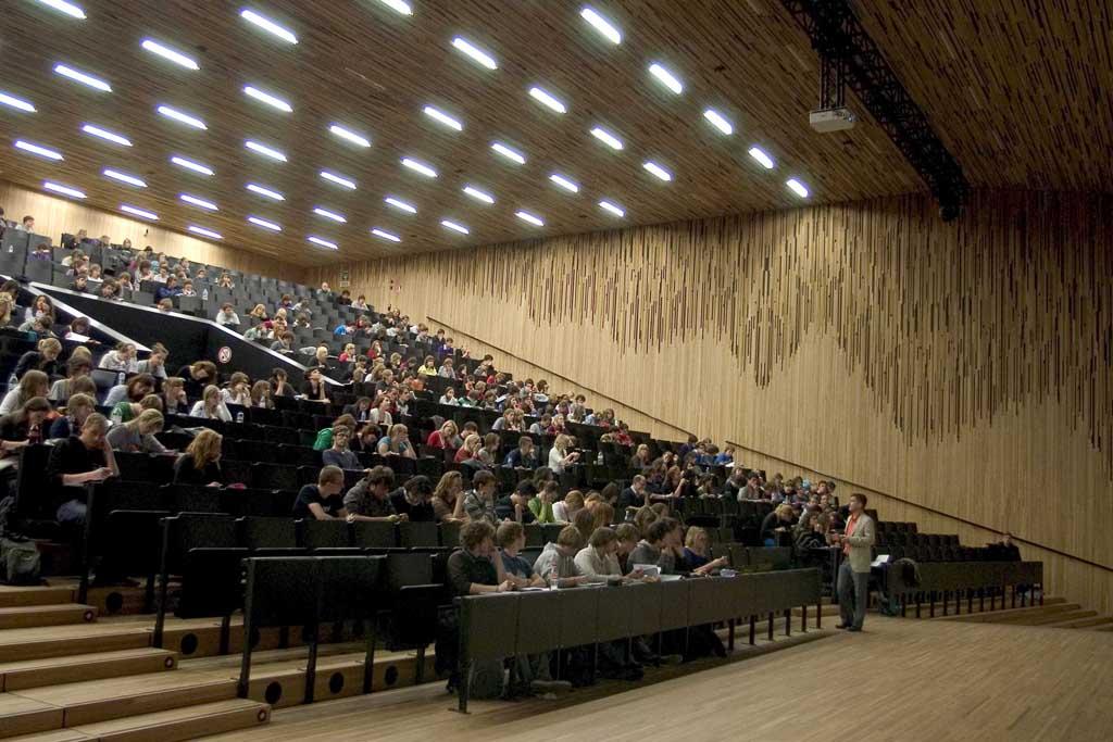 UFO University Hall | EUmies Awards