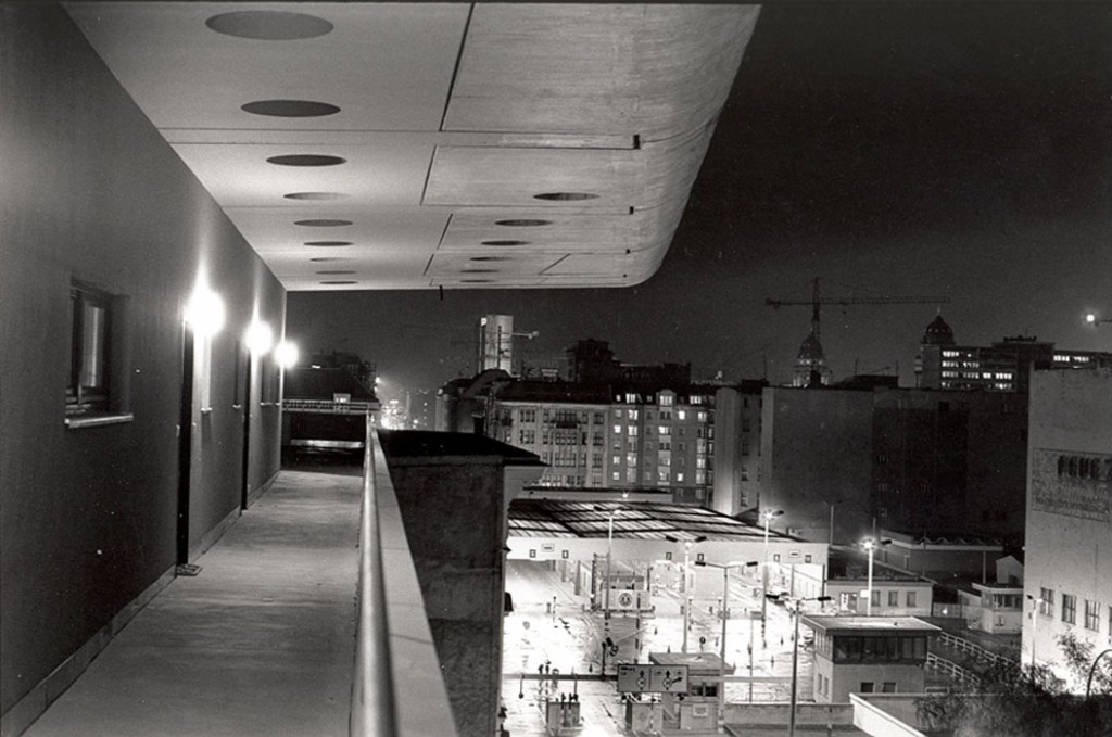 Checkpoint Charlie Housing | EUmies Awards